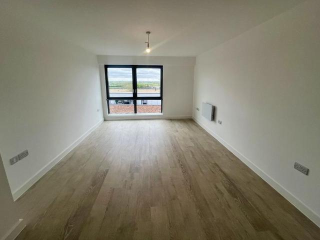 1 bedroom penthouse to rent