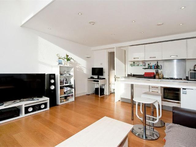 1 bedroom penthouse to rent