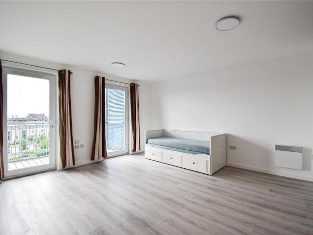 1 bedroom penthouse to rent