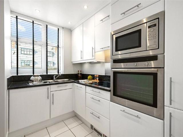 1 bedroom penthouse to rent