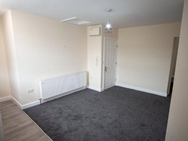 1 bedroom penthouse to rent