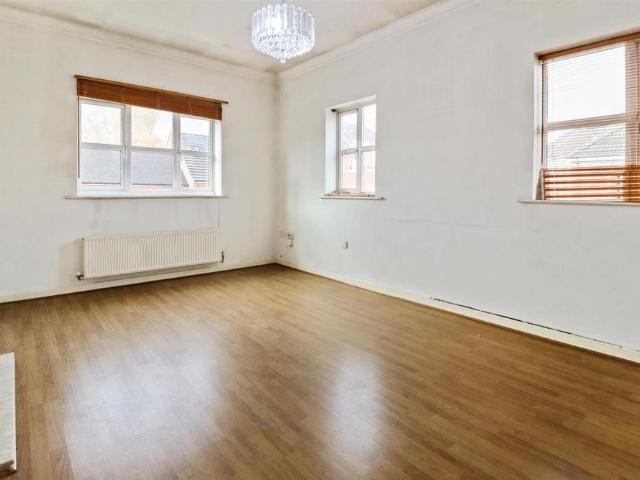 1 bedroom penthouse to rent