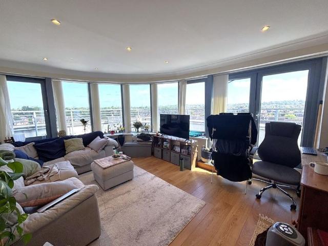 1 bedroom penthouse to rent