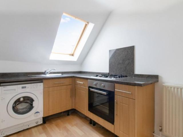 1 bedroom penthouse to rent