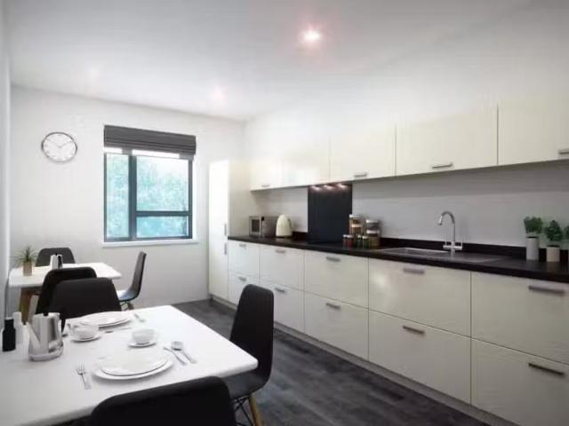 1 bedroom private hall for rent in Brook Street, Treforest, CF37