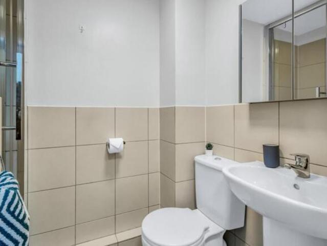 1 bedroom private hall for rent in The Triangle, Leeds, LS3
