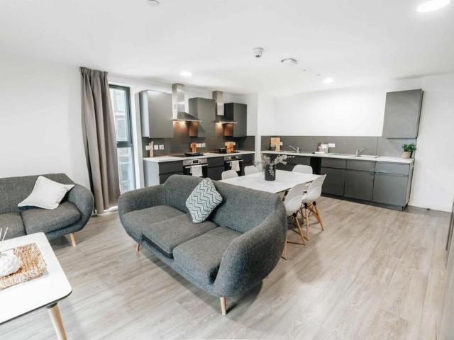 1 bedroom private hall to rent