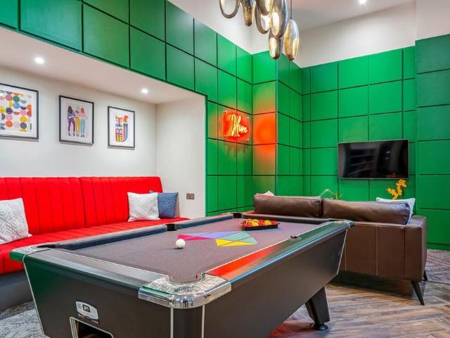1 bedroom private hall to rent