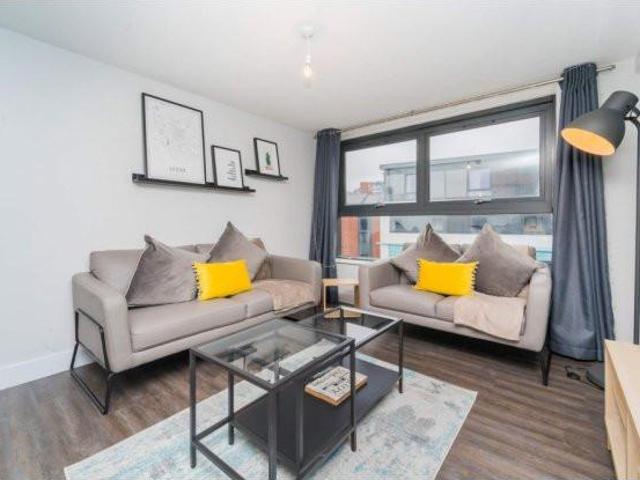 1 bedroom private halls to rent