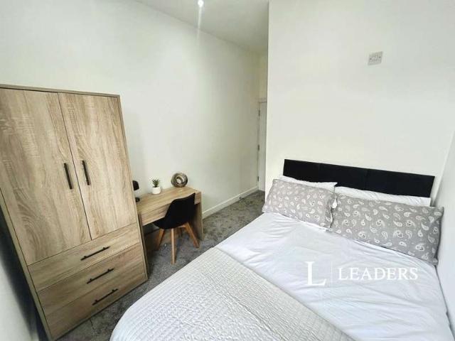 1 Bedroom Property