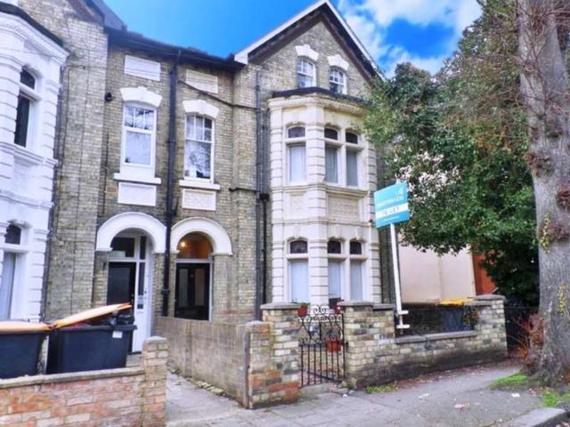 1 Bedroom Property