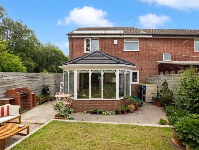 1 Bedroom Property