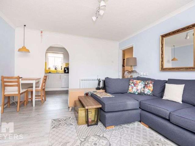 1 Bedroom Property