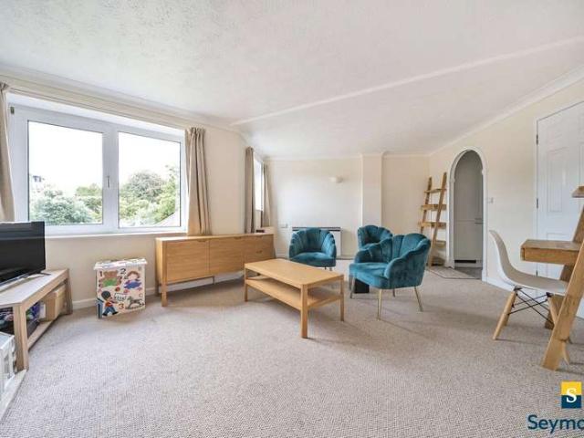 1 Bedroom Property
