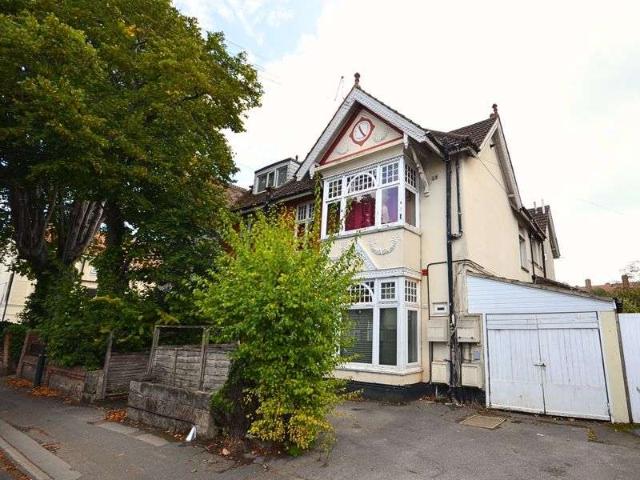 1 Bedroom Property