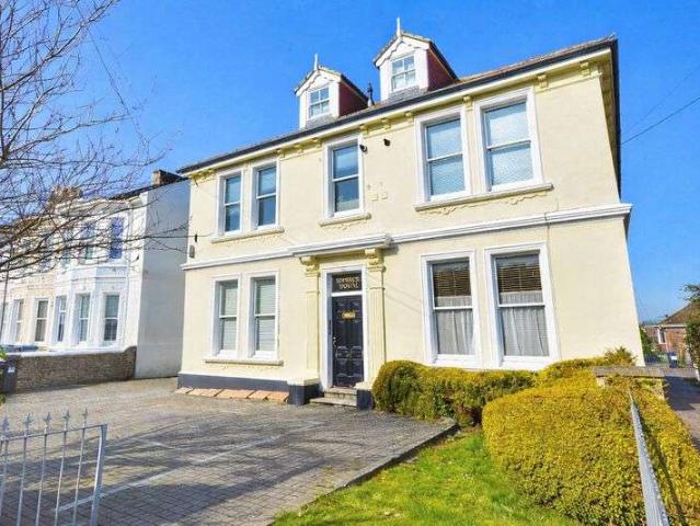 1 Bedroom Property