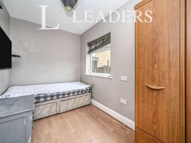 1 Bedroom Property
