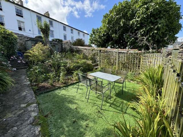 1 Bedroom Property