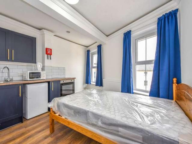 1 Bedroom Property