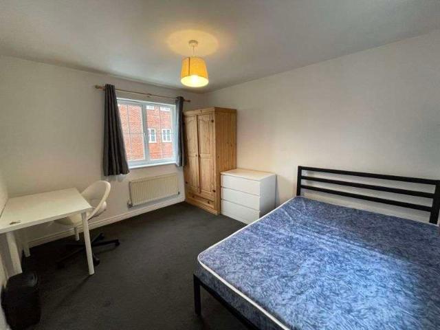 1 Bedroom Property