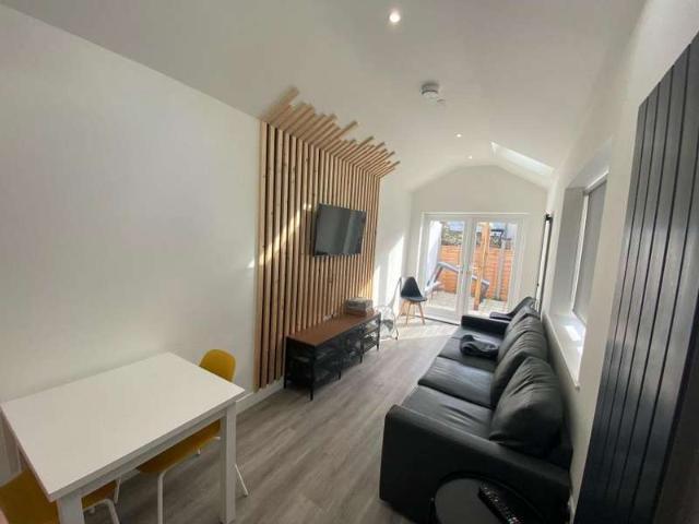1 Bedroom Property