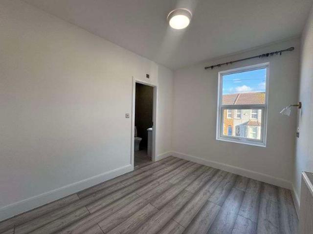 1 Bedroom Property