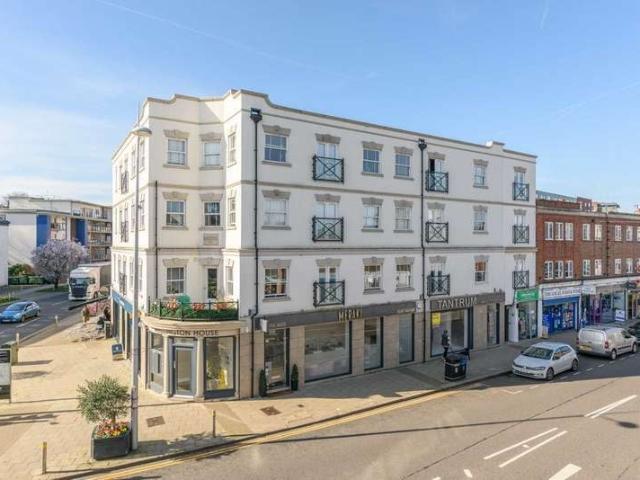 1 Bedroom Property