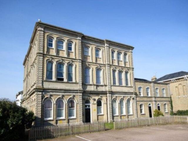 1 Bedroom Property