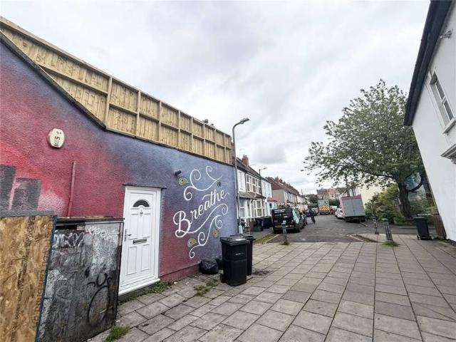 1 Bedroom Property