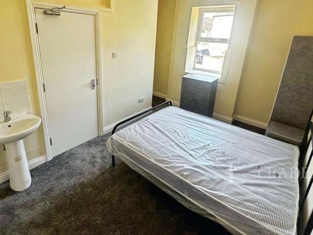 1 Bedroom Property
