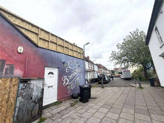 1 Bedroom Property