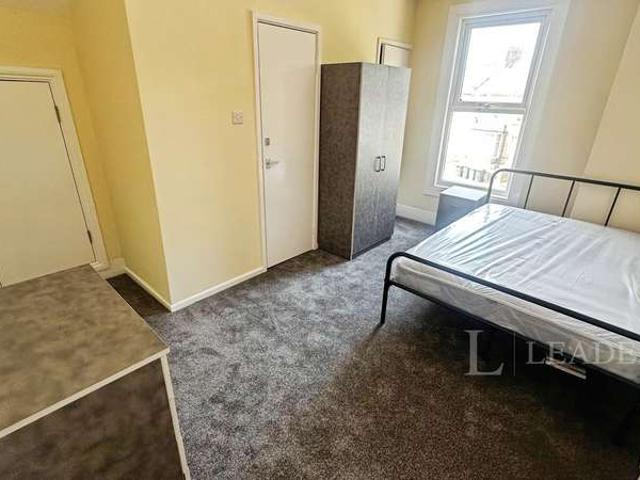 1 Bedroom Property