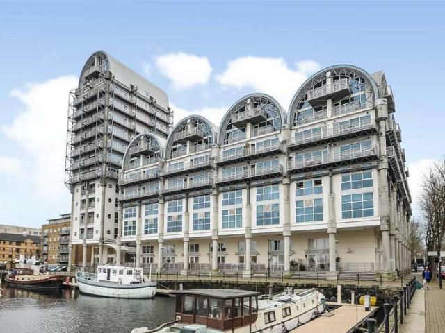 1 Bedroom Apartment Flat