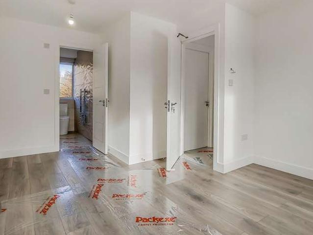 1 Bedroom Property