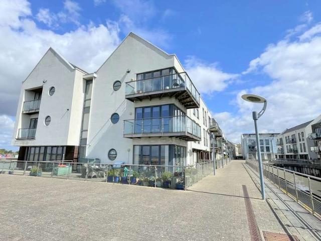 1 Bedroom Property