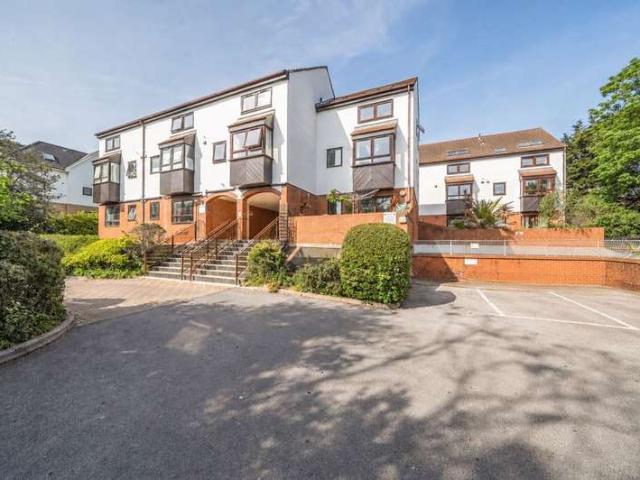 1 Bedroom Property