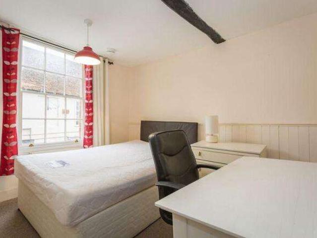 1 Bedroom Property