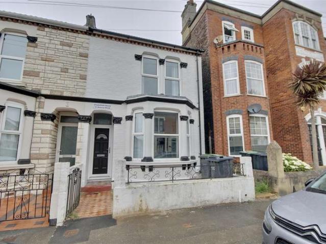1 Bedroom Property