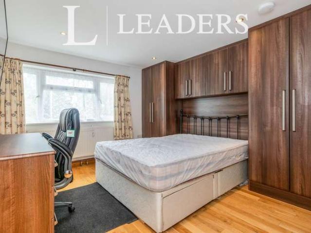 1 Bedroom Property