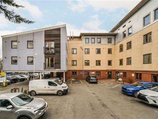 1 Bedroom Flat