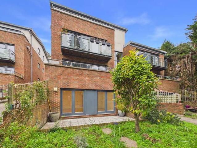 1 Bedroom Property