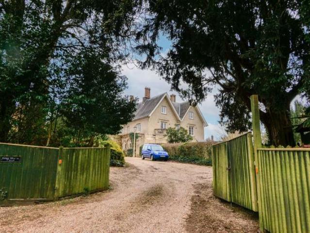 1 Bedroom Property
