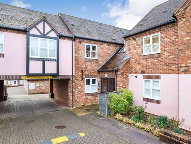 1 Bedroom Property