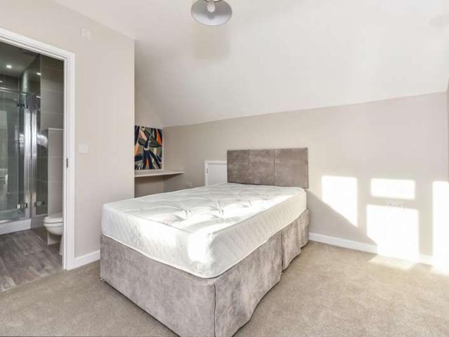 1 Bedroom Property