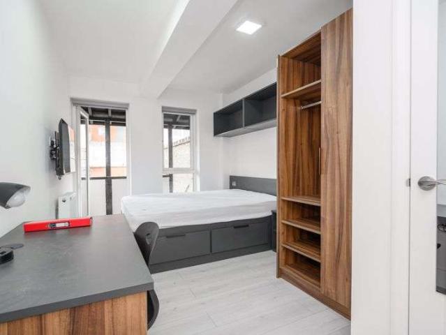 1 Bedroom Property