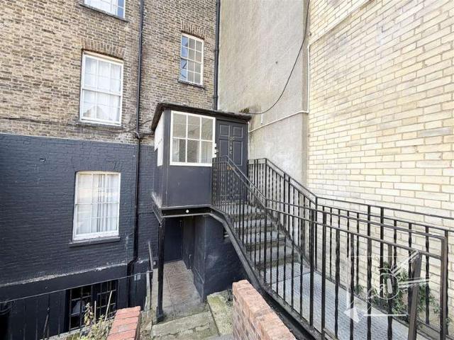 1 Bedroom Property