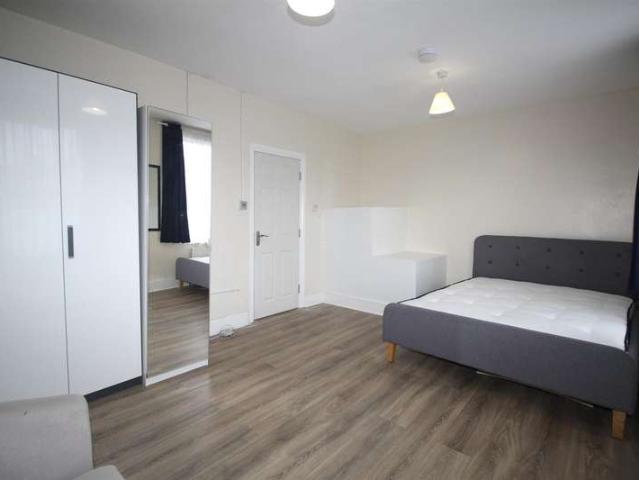 1 Bedroom Property