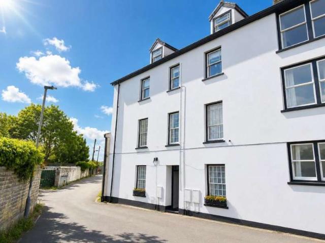 1 Bedroom Property