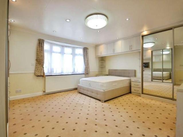 1 Bedroom Property