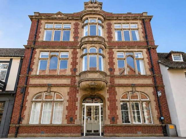 1 Bedroom Property